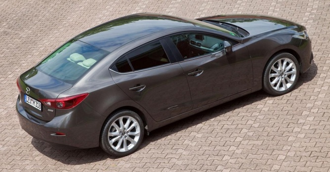 Mazda 3 is er als Sedan | Auto55.be | Nieuws